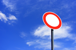 Durchfahrt verboten: Verkehrszeichen und Regeln im Überblick