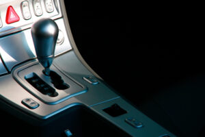 Automatikauto fahren: Einfach erklärt in fünf Schritten