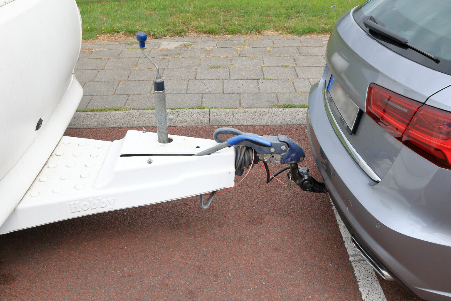 Abreissseil Ungebremster Anhanger Befestigen